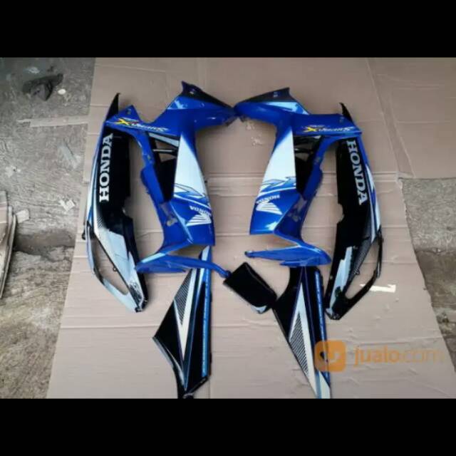 Jual Body plus sayap supra x 125 new batman biru hitam baru | Shopee ...