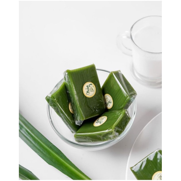 Jual Kue Basah Pepe Lapis Pandan Madam Liu. minimal pemesanan 10 pcs ...