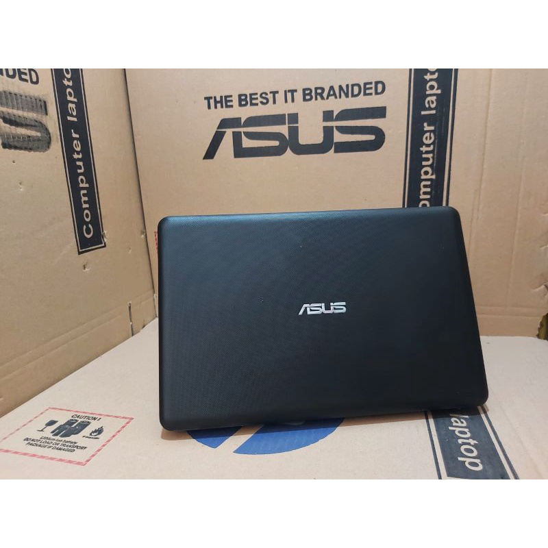 Jual LAPTOP ASUS E202S | Shopee Indonesia