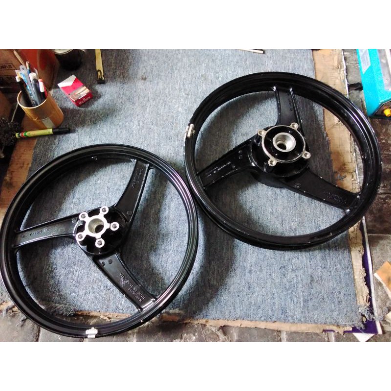 Jual Velg NINJA R 150 Pelk ORIGINAL copotan Depan Belakang ORI Ninja 2 ... Jual Velg NINJA R 150 Pelk ORIGINAL copotan Depan Belakang ORI Ninja 2 ...