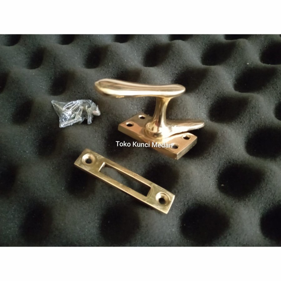 Jual Rambuncis Kunci Jendela Putar / Grendel Selot Besi Gold brass 77 ...