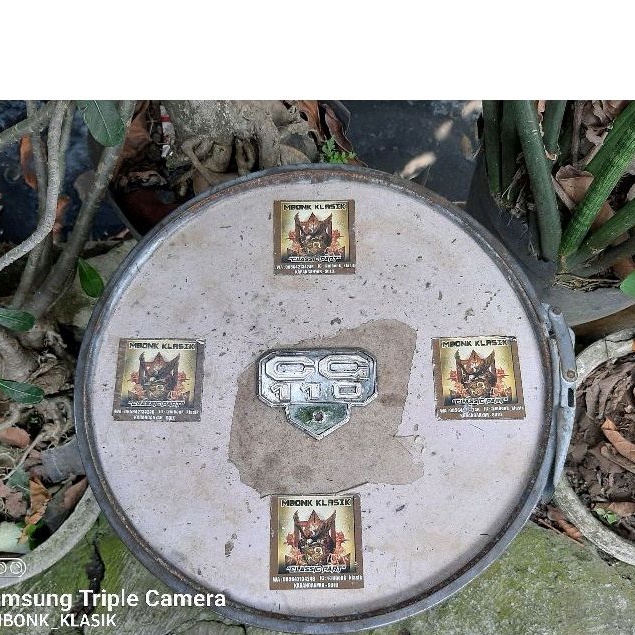 Jual emblem box tepong aki honda cg110 ORIGINAL emblem tutup aki honda ...