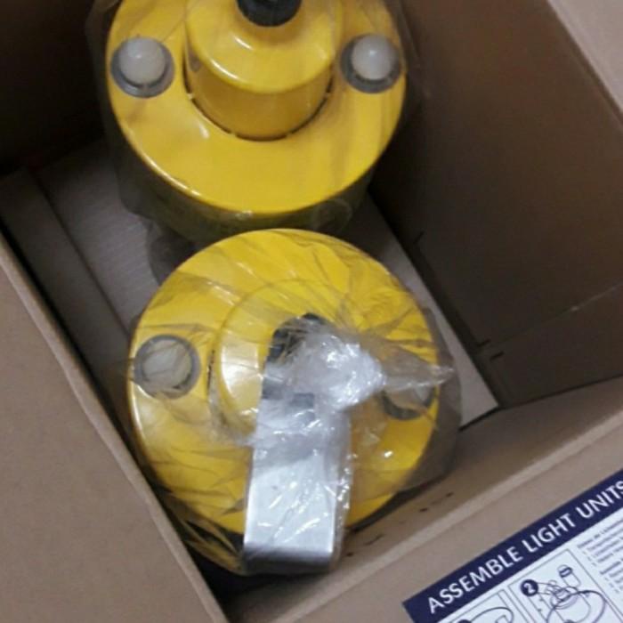 Jual MAN OVERBOARD MOB PAINSWESSEX BRACKET/ SMOKE SIGNAL LIGHT | Shopee ...