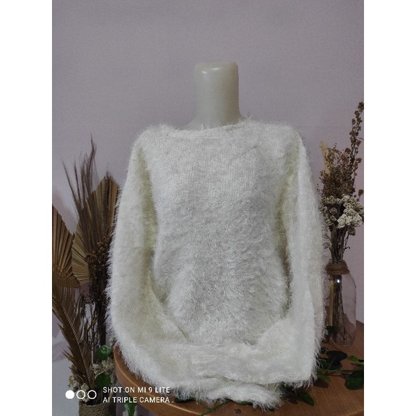 Jual white fuzzy | Shopee Indonesia