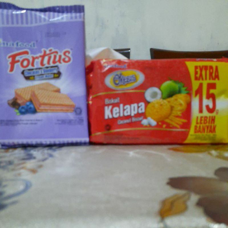 Jual biskuit dan wafer | Shopee Indonesia
