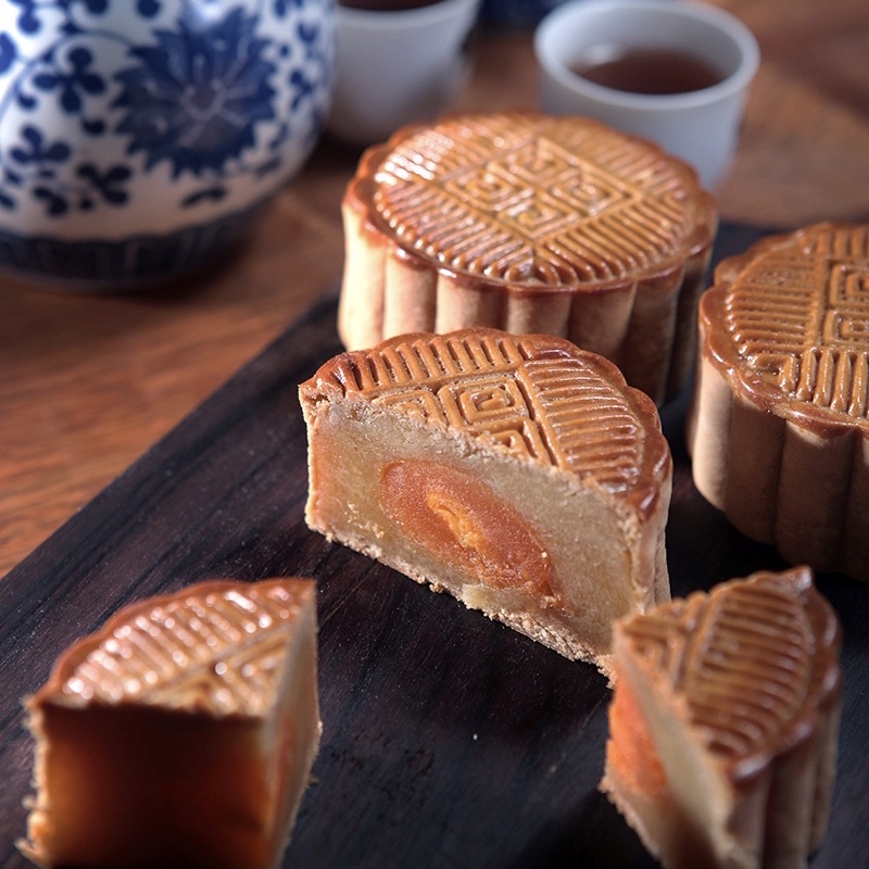 Jual Mooncake Kue Bulan Tiong Ciu Pia Moon Cake Pia Sari Murni Surabaya ...