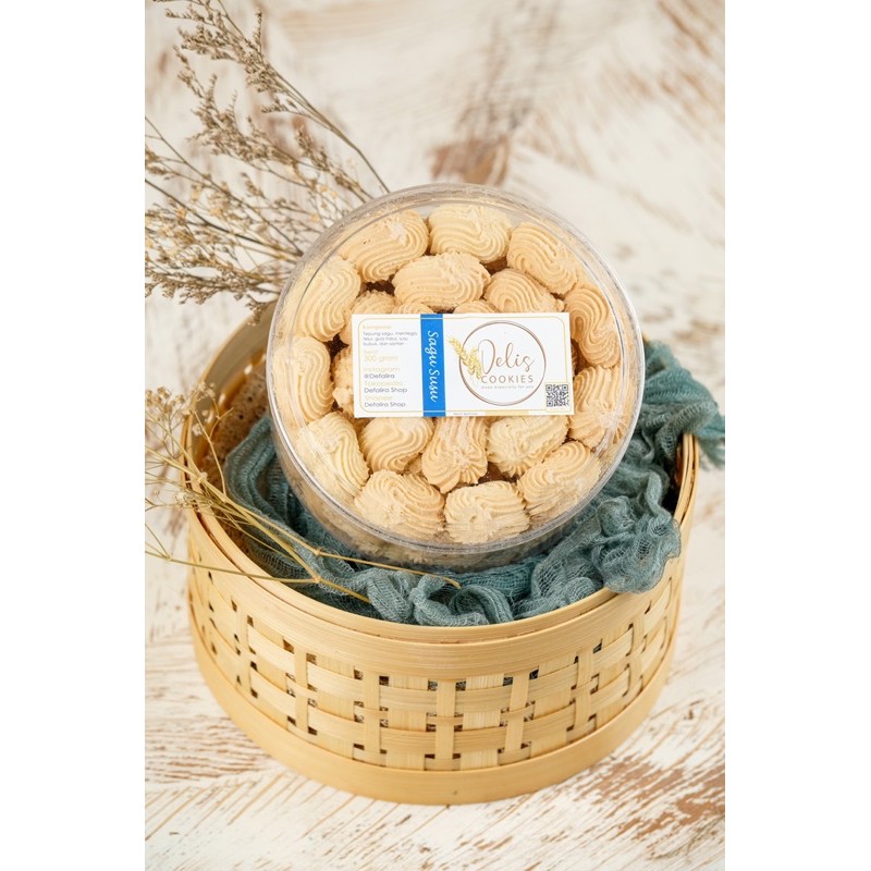 Jual Kue Sagu Susu 300gr Toples - Delis Cookies by Defalira | Shopee Indonesia