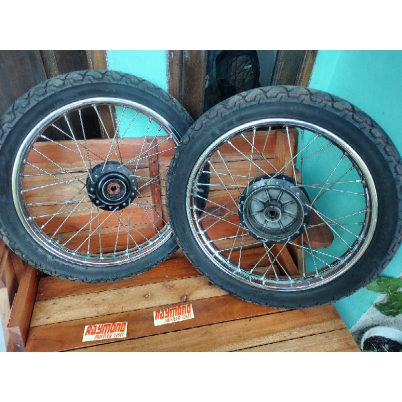 Jual velg set rx king kobra cobra 1992 original copotan motor velg ...