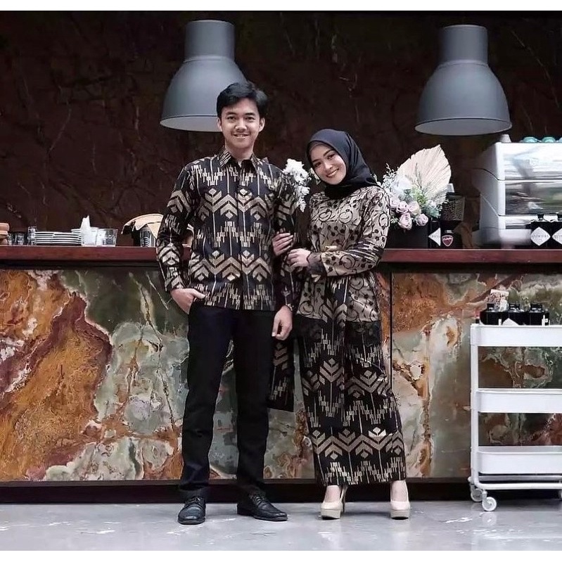 Jual batik couple / batik sarimbit / batik pasangan / batik Wisuda ...