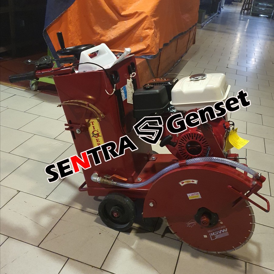 Jual Mesin potong aspal Tiger Honda Concrete cutter 16 inch | Shopee ...