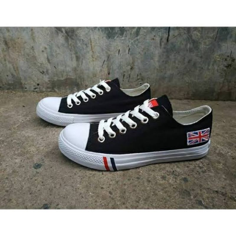 Jual SEPATU RUNNER BENDERA PENDEK ORIGINAL | Shopee Indonesia