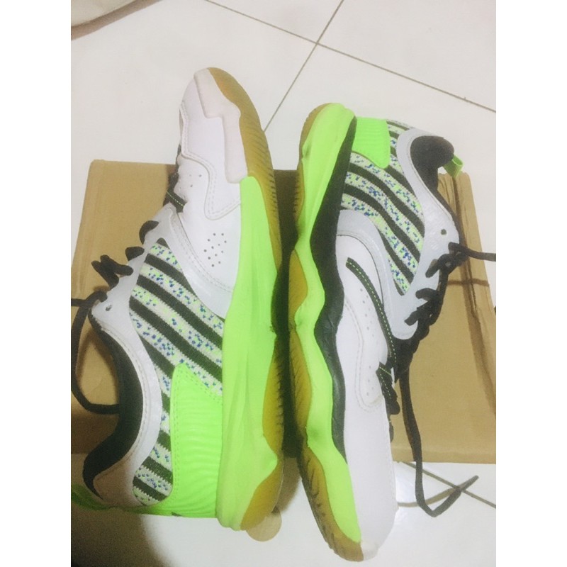 Jual sepatu lining badmintoon original | Shopee Indonesia