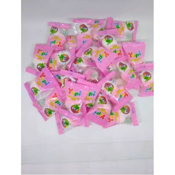 Jual BUCKET SNACK YUPI MURAH (wajib beli dus dan bubble extra) | Shopee ...