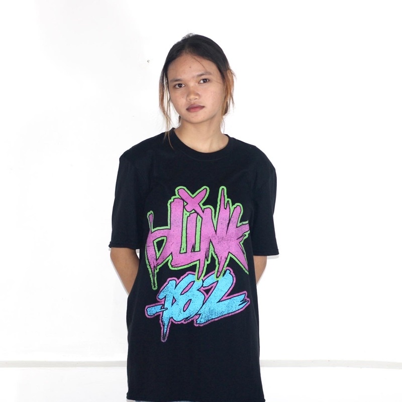 Jual kaos blink182 neon logo / baju blink182 / baju blink182 original ...