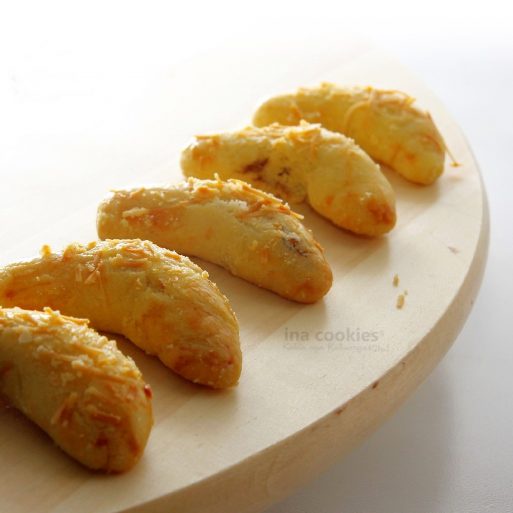 Jual JAR Ina Cookies Nastar keju Premium Wisman Lumer Enak Kue Lebaran ...