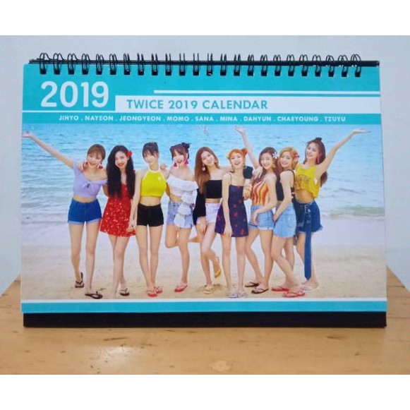 Jual Kalender Meja 2025 Twice K-Pop Bebas Custom | Shopee Indonesia Jual Kalender Meja 2025 Twice K-Pop Bebas Custom | Shopee Indonesia