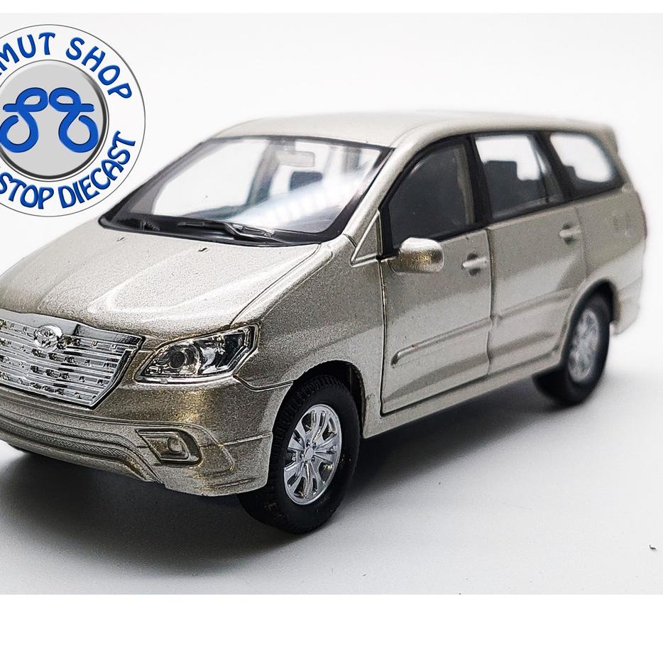 Jual Welly Nex Toyota Innova Miniatur Mobil Toyota Kijang Innova 132-38 ...
