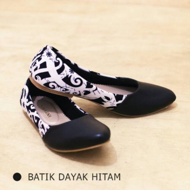 Jual Sepatu Batik The Warna Dayak Hitam | Shopee Indonesia