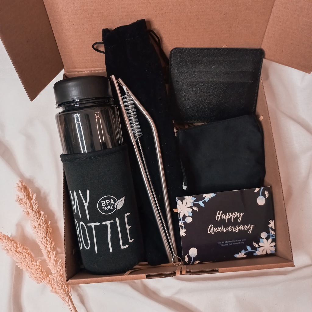 Jual BEST SELLER Hampers/Gift Box/Hadiah Ulang Tahun/Hadiah Wisuda ...