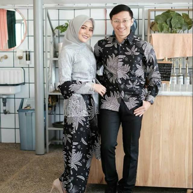 Jual Couple Kebaya Batik Istimewa Best Seller | Kebaya Pesta Couple ...
