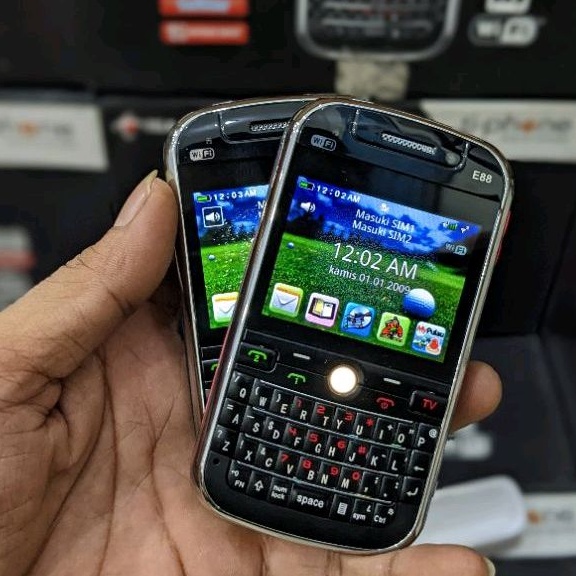 Jual Handphone TV Ti.Phone E88 Bisa TV dan Radio Gratis Tanpa Kuota ...
