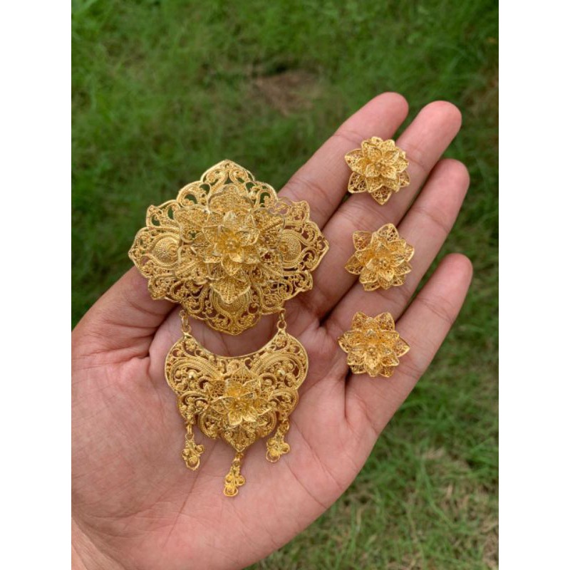 Jual bros alpaka bali motif kenari putik tingkat | Shopee Indonesia