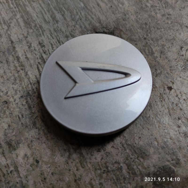 Jual satu buah tutup dop velg all new xenia 2012-2014 dop roda tengah ... Jual satu buah tutup dop velg all new xenia 2012-2014 dop roda tengah ...