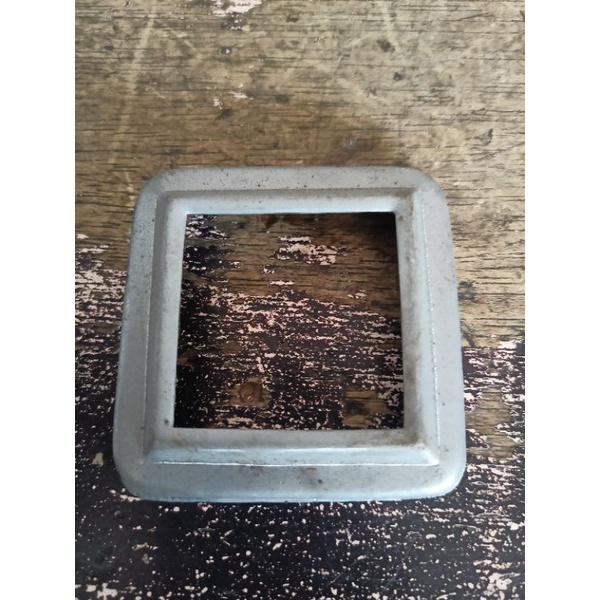 Jual tapak besi hollow 40 x 40 /40x60 /pcs | Shopee Indonesia