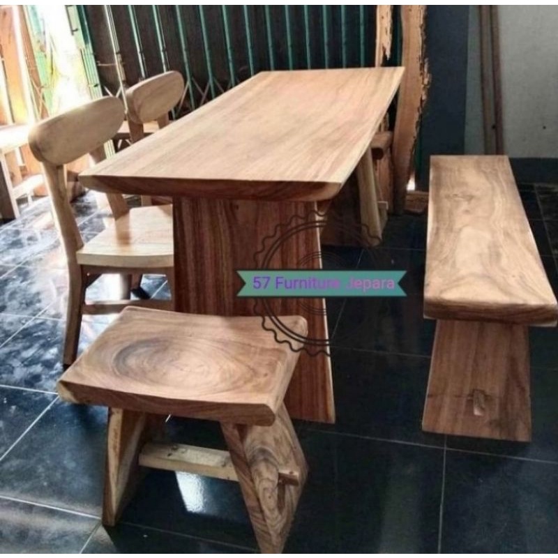 Jual Satu Set Meja Kursi Makan Kayu Trembesi - Meja Kursi Kayu Utuh ...