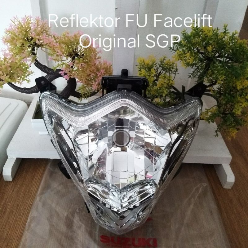 Jual REFLEKTOR SATRIA FU150 FACELIFT KACA LAMPU DEPAN ORIGINAL SUZUKI ...
