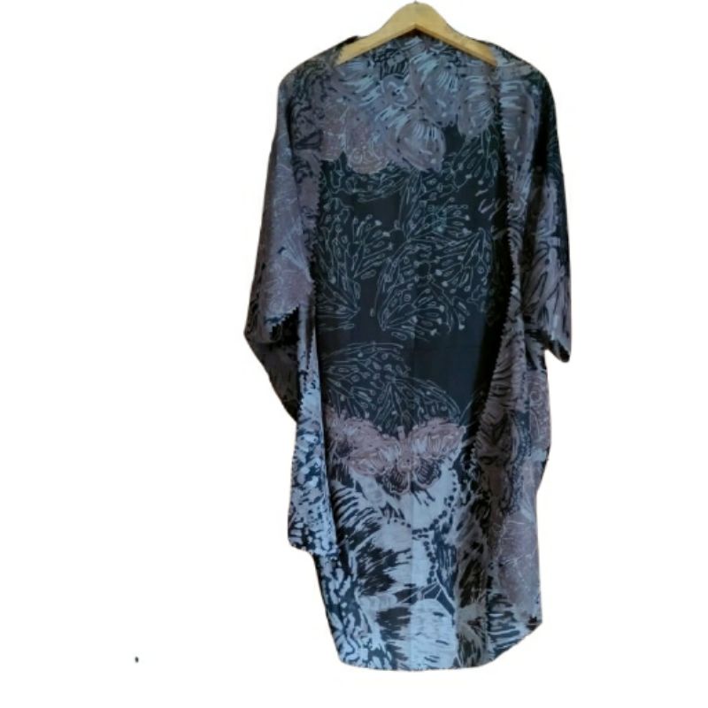 Jual Outer scarf viral motif kupu series | Shopee Indonesia