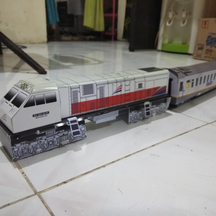 Jual Papercraft Kereta Api Indonesia. Kerajinan tangan (Pola Lembaran ...