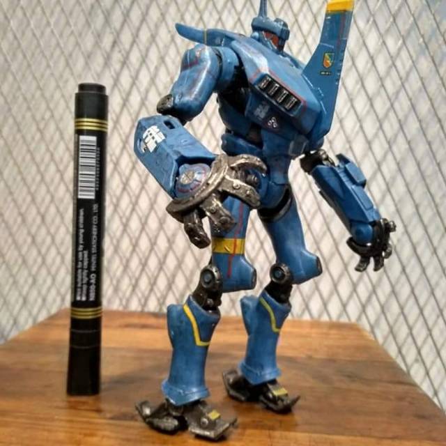 Jual Mainan action figure Pacific rim Romeo blue Tinggi 7inch Full ...