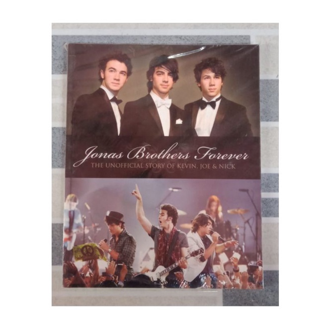 Jual Buku Import JONAS BROTHERS FOREVER The Unofficial Story Of Kevin ...