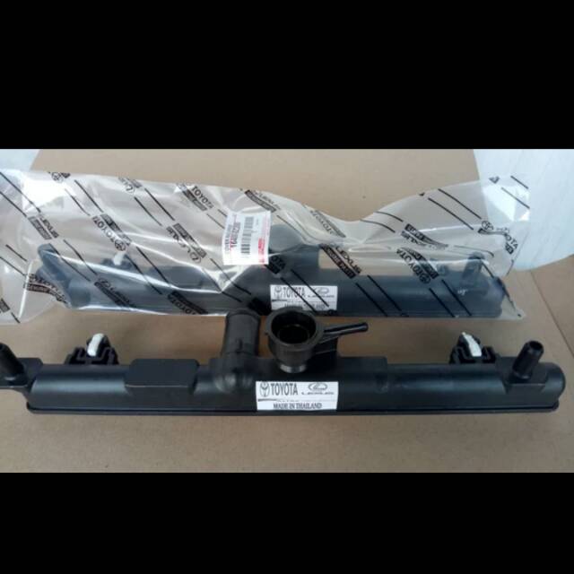 Jual UPPER TANK RADIATOR ATAS COVER RADIATOR ATAS AVANZA NEW VELOZ 2013 ...