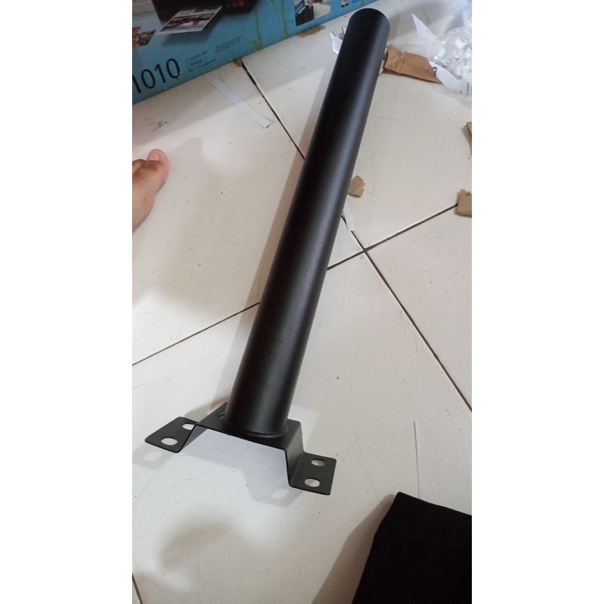 Jual TIANG BRACKET LAMPU PJU LED 2 INCH 50 CM TEMPEL TEMBOK | Shopee ...