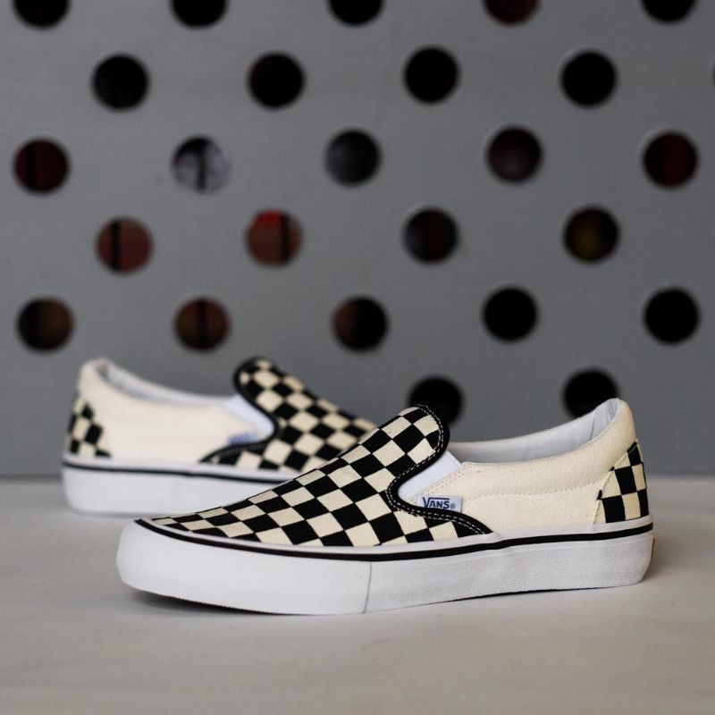 Jual Vans Slip On Pro Checkerboard Black White | Shopee Indonesia