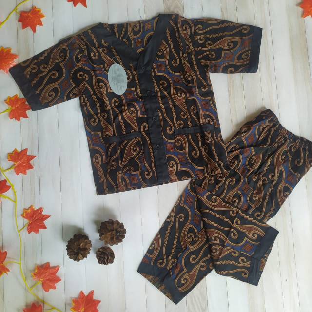 Jual PIYAMA ANAK BATIK USIA 1-5TH(motif acak) | Shopee Indonesia