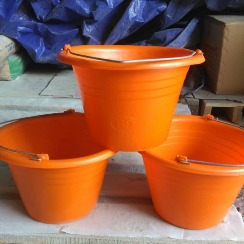 Jual EMBER COR PLASTIK WARNA ORANGE LEBIH TEBAL (UKURAN KECIL/BESAR ...