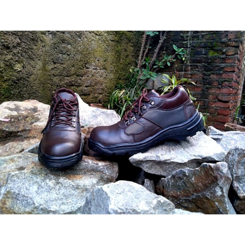 Jual sepatu pendek safety tali bahan kulit ujung besi kerja kantor dan ...