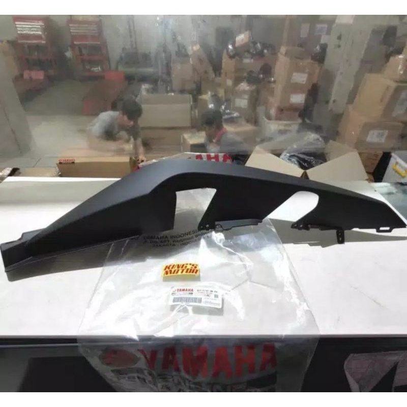 Jual BODY BELAKANG KANAN XMAX HITAM DOFF ORIGINAL YGP B74 F1741 P4 ...