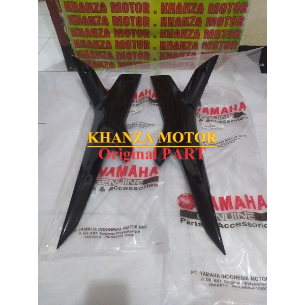 Jual DELTA BOX SAMBUNGAN BODY TENGAH KANAN KIRI NEW AEROX 155 CONNECTED ...