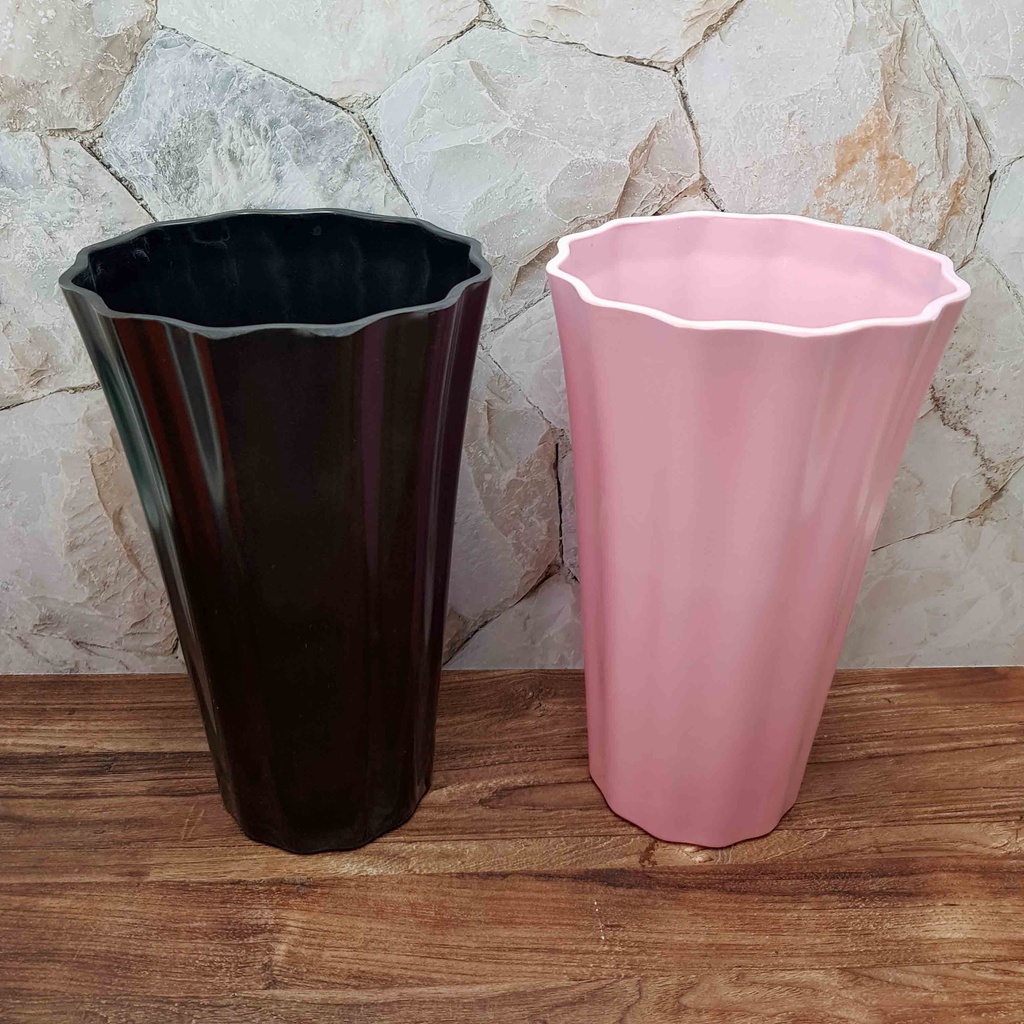 Jual Pot Bunga Corak Gelombang Tinggi 24 cm Diameter 14 cm/ Vas Bunga ...