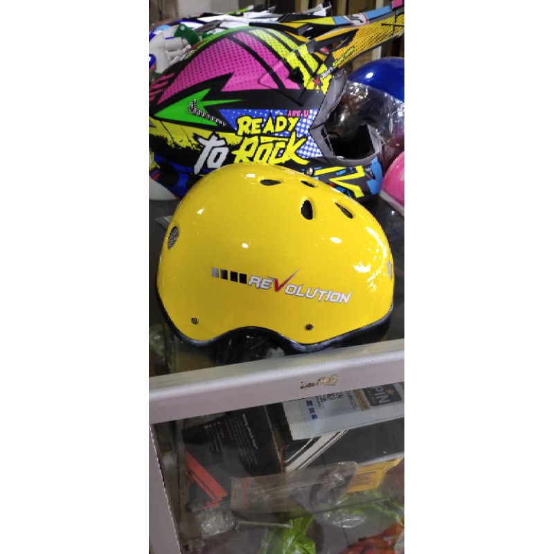 Jual Helm sepeda batok Evolution | Shopee Indonesia