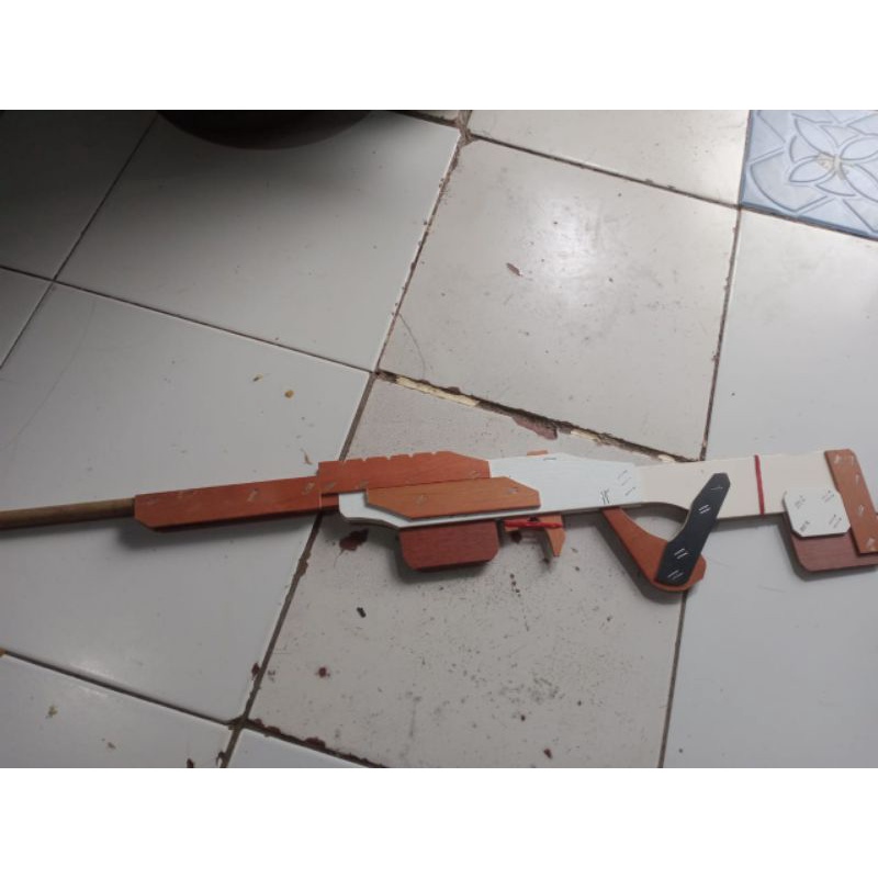 Jual mainan tembakan kayu peluru karet model mp40 | Shopee Indonesia