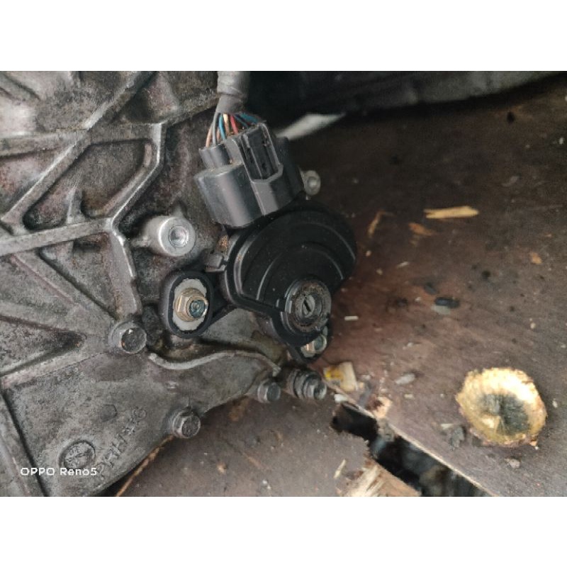 Jual Sensor swicth inhibitor selektor honda crv stream 2000cc K20 ...