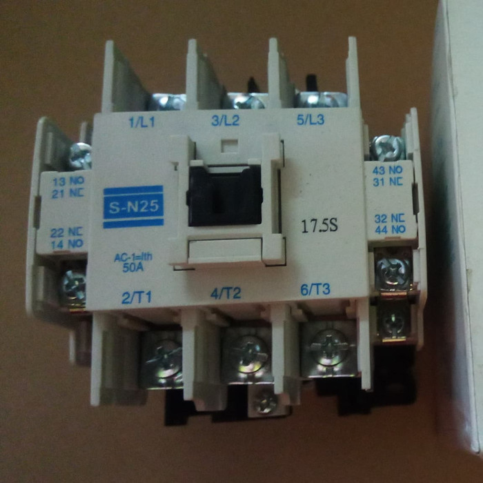 Jual Magnetic Contactor / kontaktor MITSHUBISHI type SN /S-N25/N35 220 ...