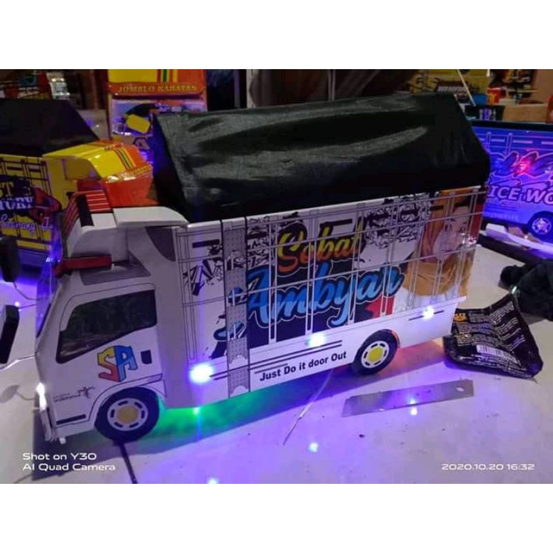Jual miniatur truck oleng berlapis sticker finishing clear full cutting ...