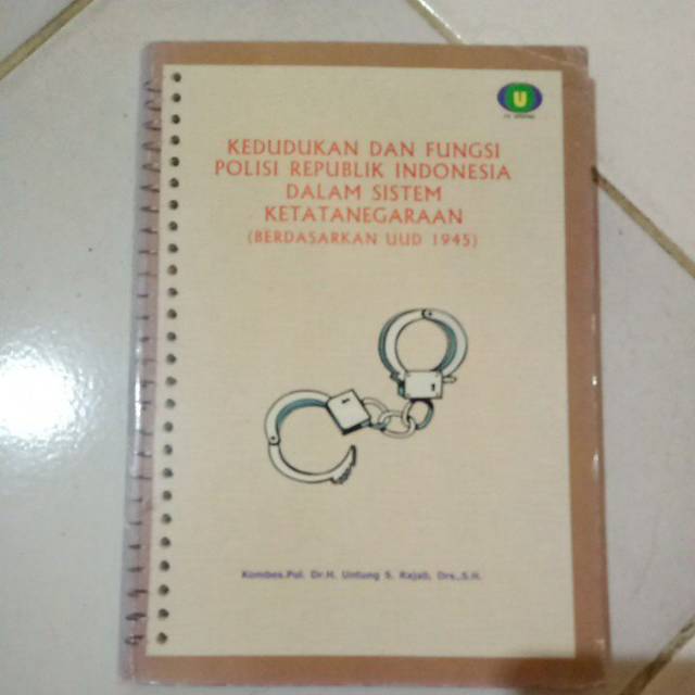 Jual Kedudukan Dan Fungsi Polisi Ri Dalam Sistem Ketatanegaraan Shopee Indonesia 