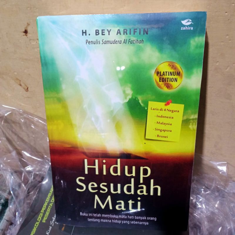 Jual buku hidup sesudah mati by bey arifin | Shopee Indonesia